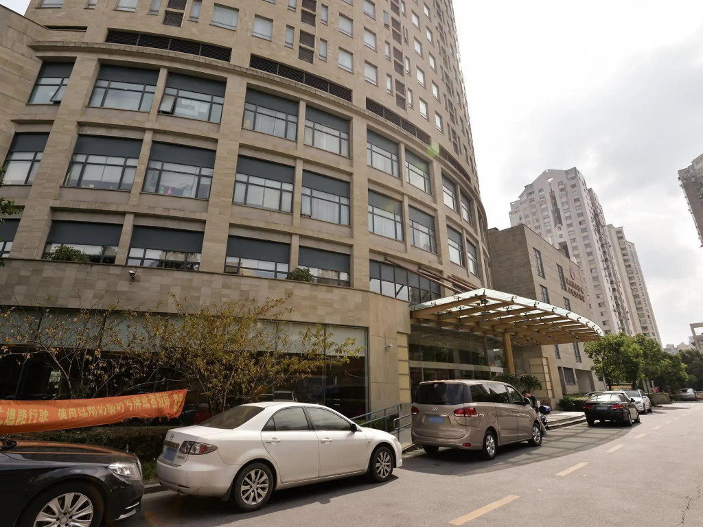 Ramada Wujiaochang Shanghai - reviews,open hours,photo spots,things to ...