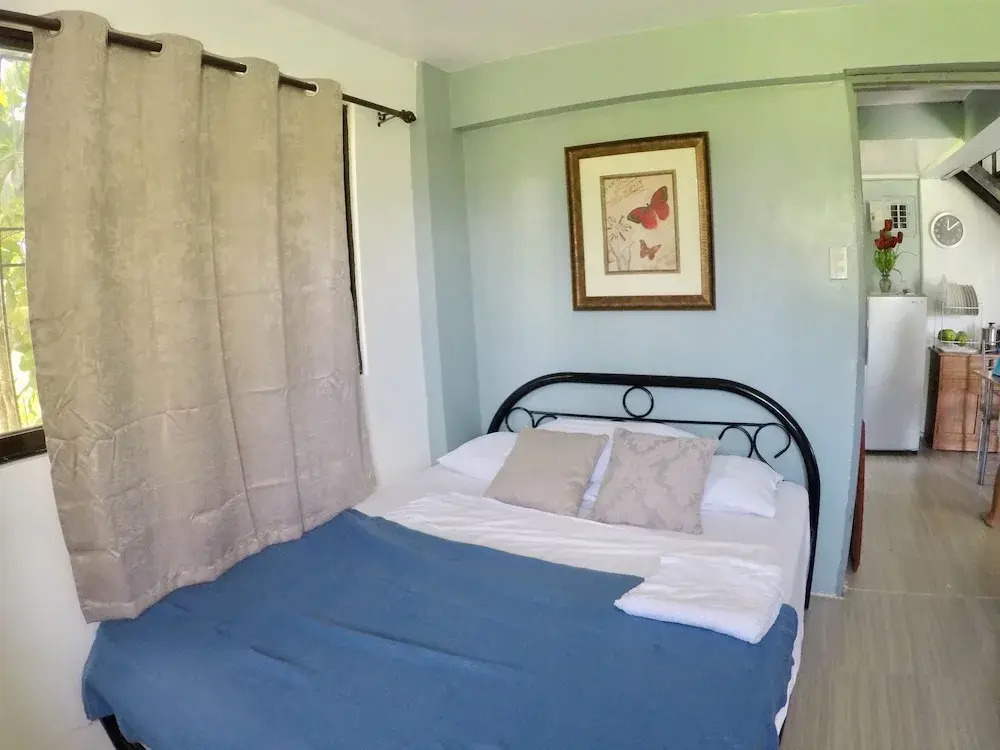 Lalyn's Home - Zambales, the Philippines | Best Prices 2025 | Guide to the Philippines