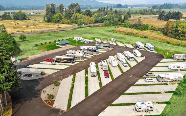 Lucky Eagle Casino RV Park in Rochester — Book now on ZenHotels.com