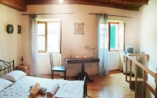 Traditional Greek Village House Helen Corfu Island in Sinarades — Book ...