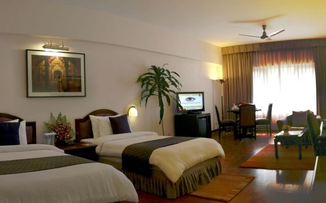 Hotel Clarks 5* in Varanasi 60 reviews of the hotel, room photos and ...