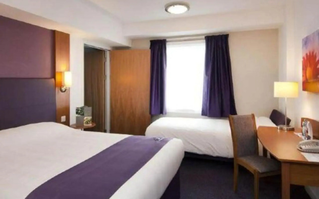 Premier Inn Glasgow (Motherwell) 3* in Motherwell 20 reviews of the ...