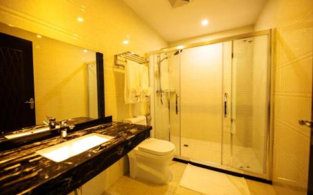 Jing Pin Century Hotelin Koror: prices from 157 $, photos and real ...