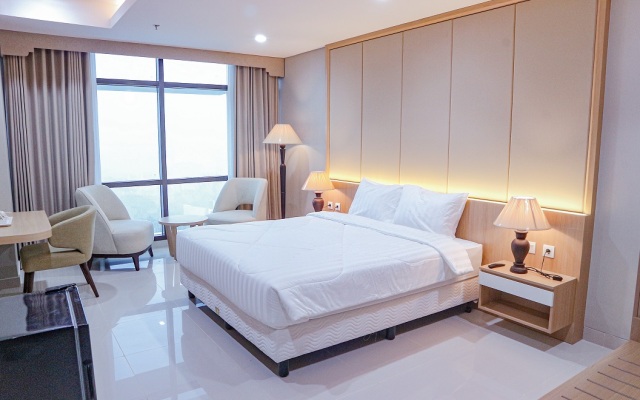 UNS Tower Hotel 4* в Соло отзывы, цены и фото номеров - забронировать ...