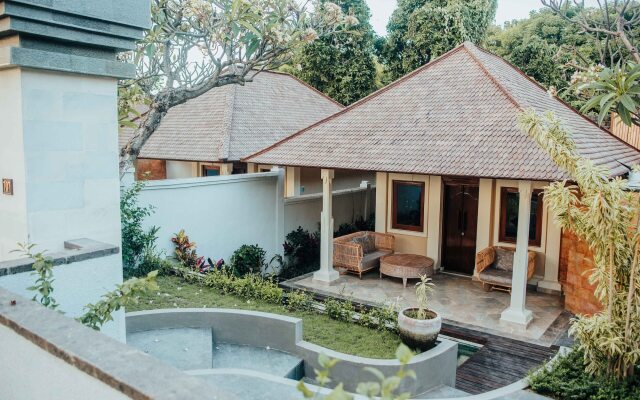 New Sunari Lovina Beach Resort 3* в Каликбукбуке 5 отзывов об отеле ...