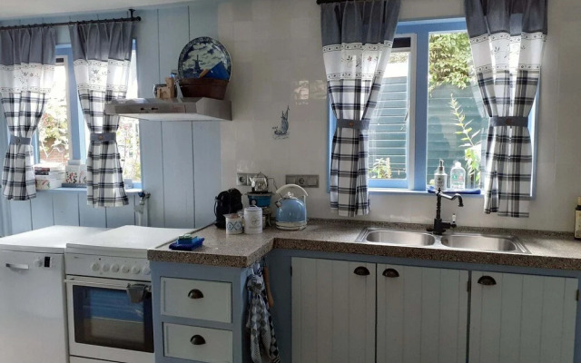 Comfy Holiday Home with Fenced Courtyard in Edam near Center in Edam ...