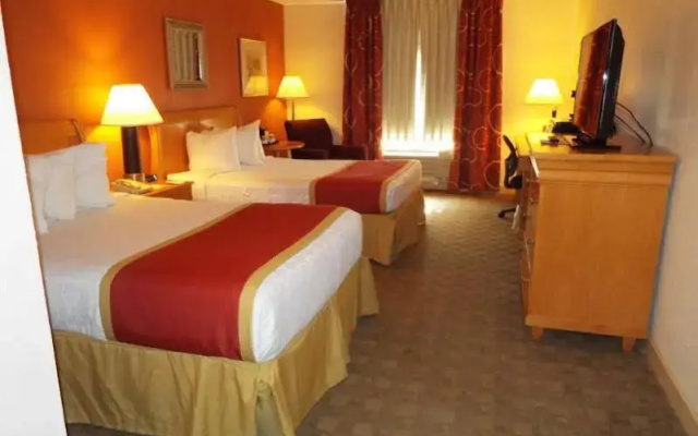 Ramada Morgantown Hotel & Conference Center in Morgantown — Book now on ...