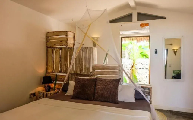 B4 Beach Club in Paje — Book now on ZenHotels.com