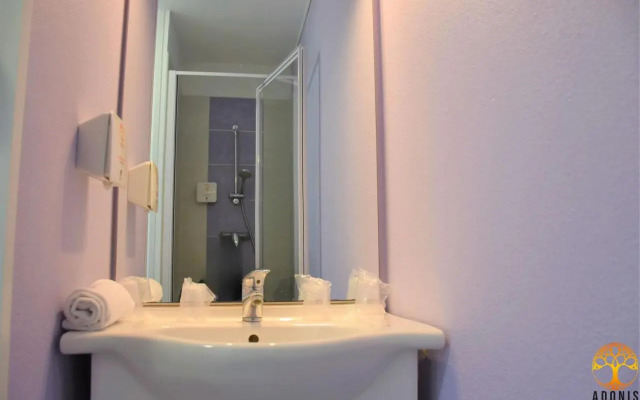 Adonis Grandcamp - Les Isles de Sola in Grandcamp-Maisy — Book now on ...