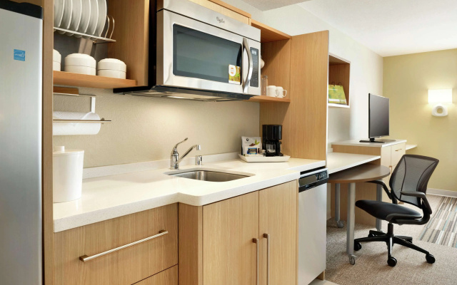 Home2 Suites by Hilton Milwaukee Brookfield 3* in Brookfield reviews ...