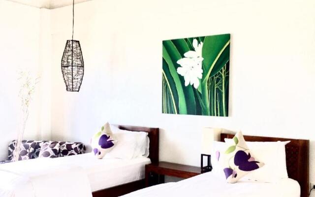 Sunset at Aninuan Beach Resort 4* in Puerto Galera 42 reviews of the ...