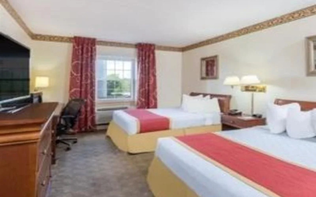 Ramada Morgantown Hotel & Conference Center in Morgantown — Book now on ...