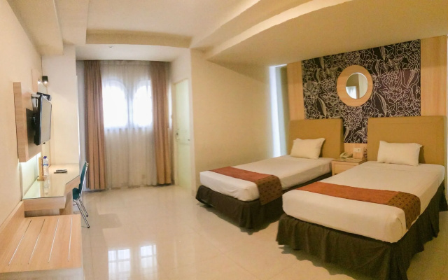 Hotel GRAND ROSELA Yogyakarta 3* in Yogyakarta 12 reviews of the hotel ...