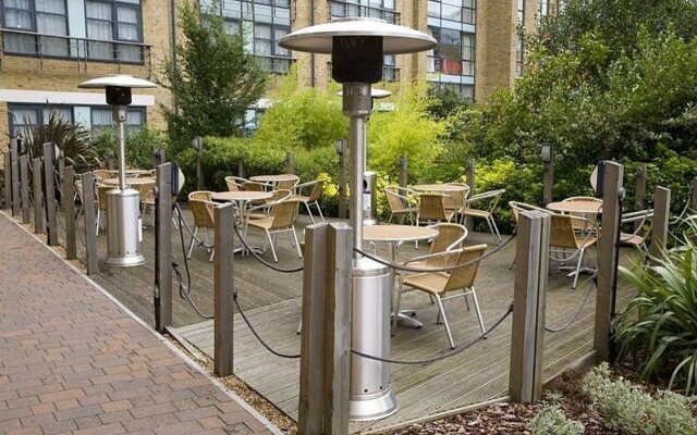 Premier Inn London Kew Hotelin Brentford: prices from 112 £, photos and ...