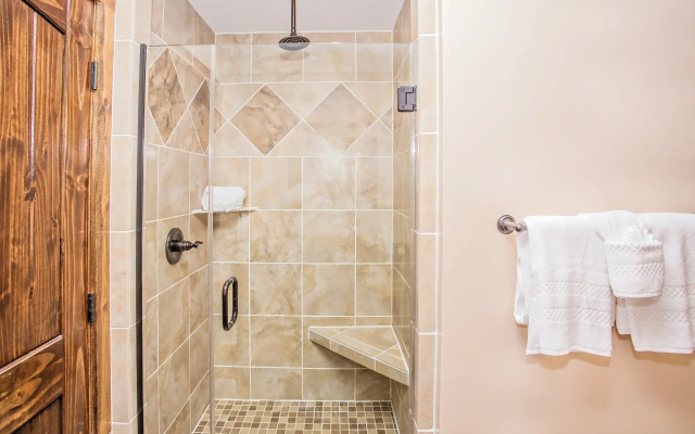 The Lodges at the Great Smoky Mountains in Pigeon Forge — Book now on ...