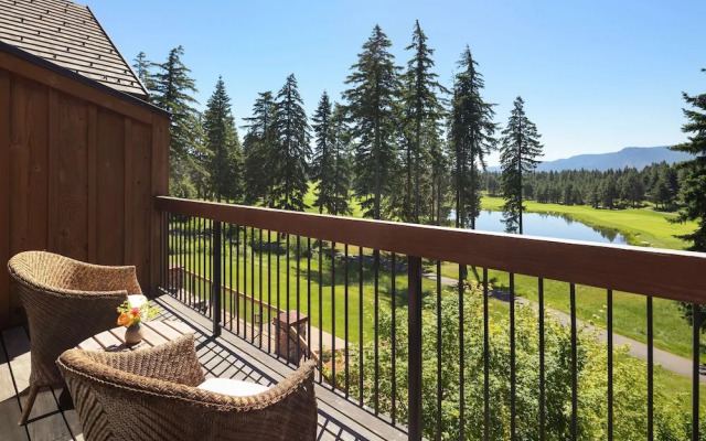 The Lodge at Suncadia Resort in Cle Elum — Book now on ZenHotels.com