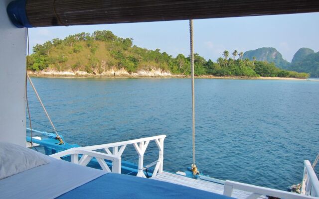 Palawan Secret Cruise Floating Hotel Palawan reviews, room photos and ...