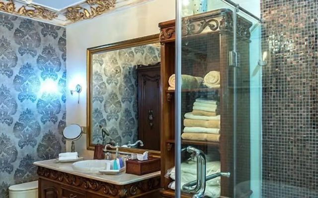 House of splendor Boutique Hotel in Ikeja — Book now on ZenHotels.com
