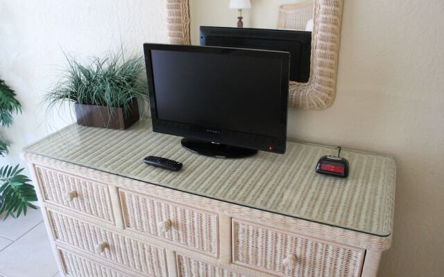 Cozy Conch at Coconut Villas of Dunedin - Two Bedroom Condo in Dunedin ...