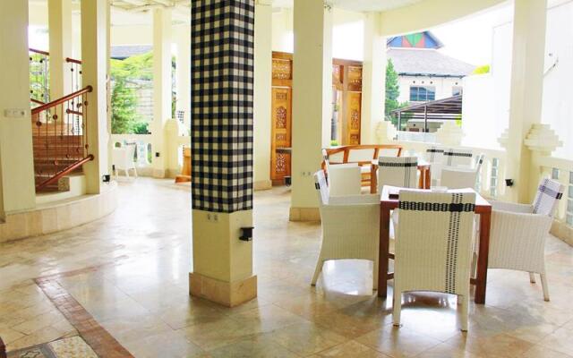 ZEN Rooms Mustang Sukajadi in Bandung, Indonesia from 33$, photos ...