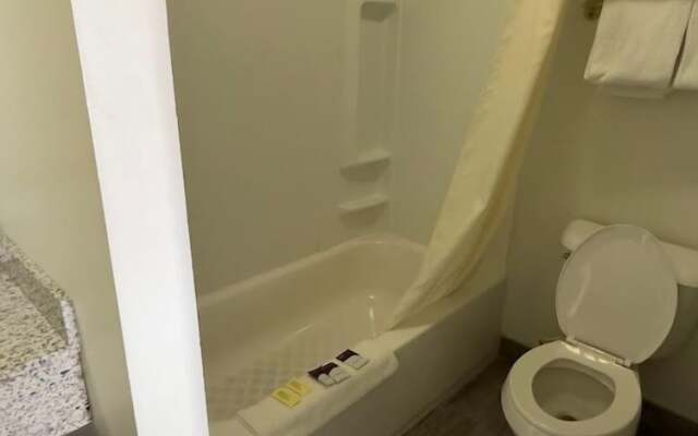 Portage Inn 2* in Portage 1 review of the hotel, room photos and prices ...