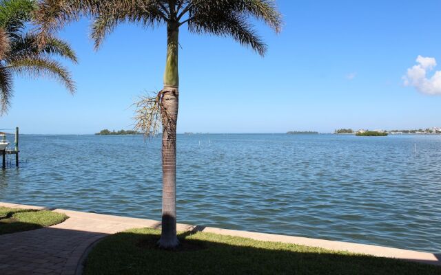 Cozy Conch at Coconut Villas of Dunedin - Two Bedroom Condo in Dunedin ...