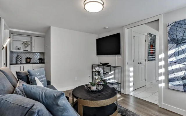 The Parq by Samsara Resort Top View Downtown 4br & 3bth in Canmore ...