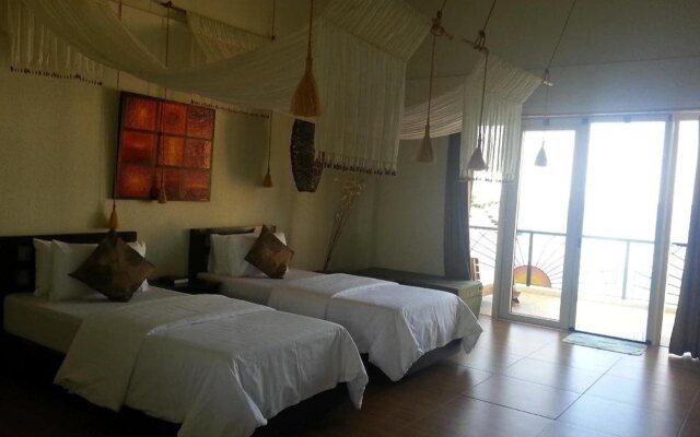 Sunset at Aninuan Beach Resort 4* in Puerto Galera 42 reviews of the ...