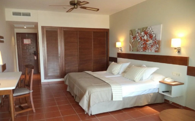 TUI MAGIC LIFE Fuerteventura in Pajara — Book now on ZenHotels.com