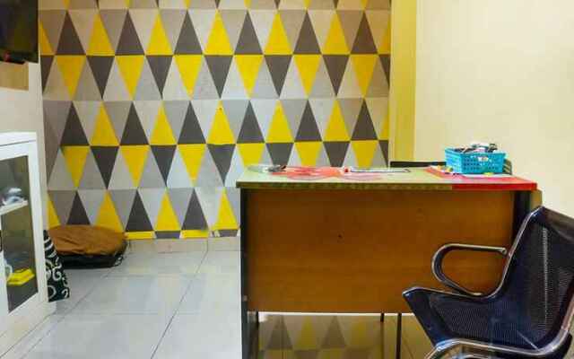 OYO 91182 Kos'ta Homestay Makassar 2* in Makassar reviews, room photos ...