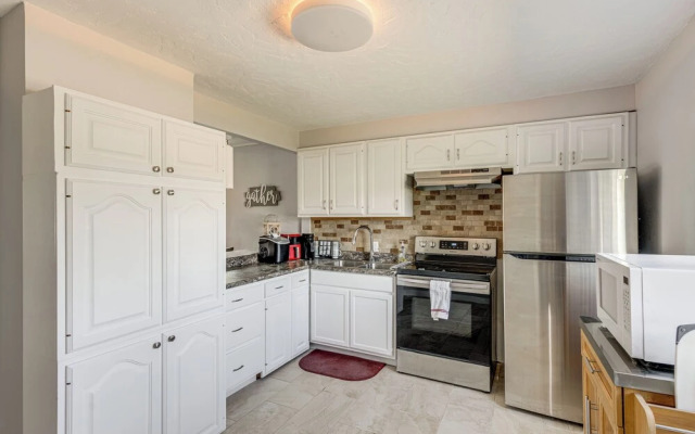 Quaint Home 16 Mi to Bear Lake: Fish, Hike & Golf! in Montpelier — Book ...