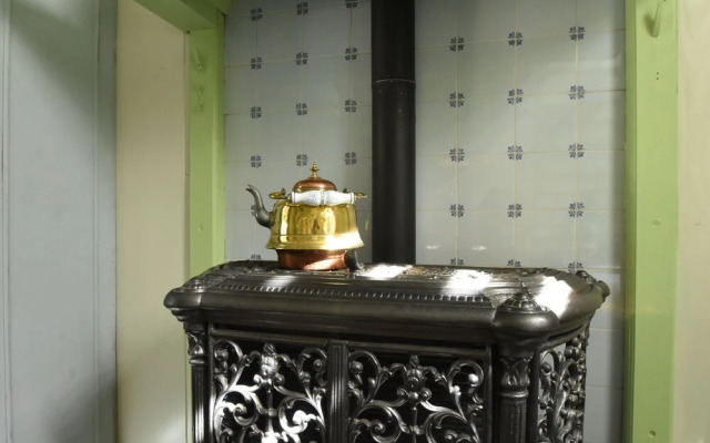 Comfy Holiday Home with Fenced Courtyard in Edam near Center in Edam ...