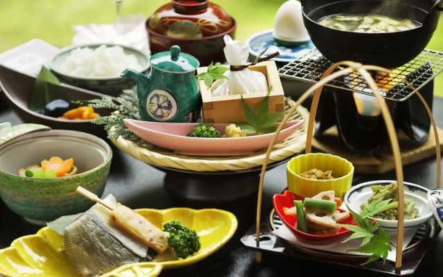 Hokuriku Awazu Onsen Tsujinoya Hananoshou 3* in Komatsu отзива, снимки ...