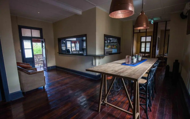 Beadon Bay Hotel 3* in Onslow reviews, a szobáról készült fényképek és ...