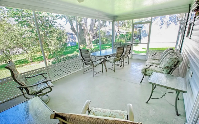 Butler Court Home 2 Bedroom by The VIR Group in The Villages — Book now ...