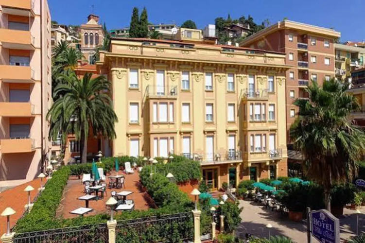 Hotel Careni - Finale Ligure
