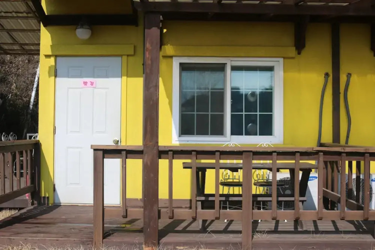 Danyang Mountain Pension - Gumi-si