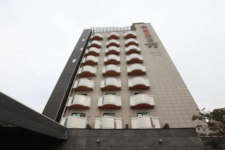 Cheongju Born Hotel - Cheongju-si