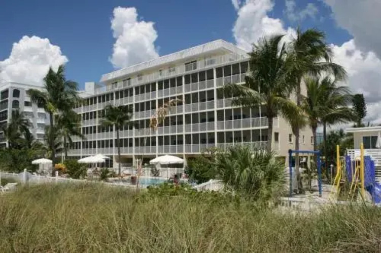 Windward Passage Resort - Sanibel Island, FL