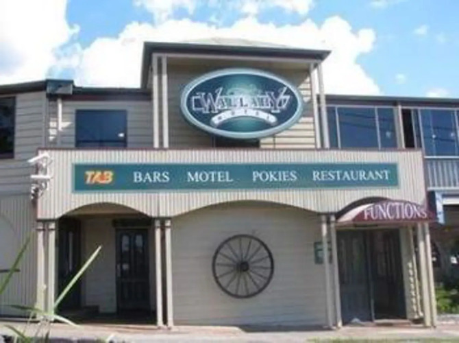 Wallaby Hotel - Gold Coast