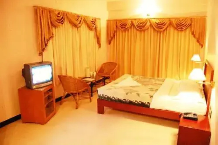 Royal Hotels, Kodaikanal - Kodaikanal