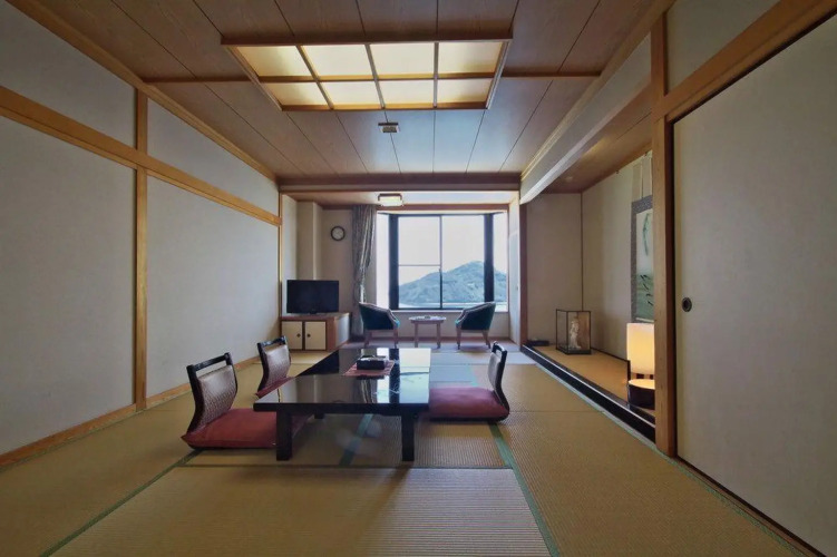 Kinoe Onsen Hotel Seifukan - Hiroshima Prefecture, Japan