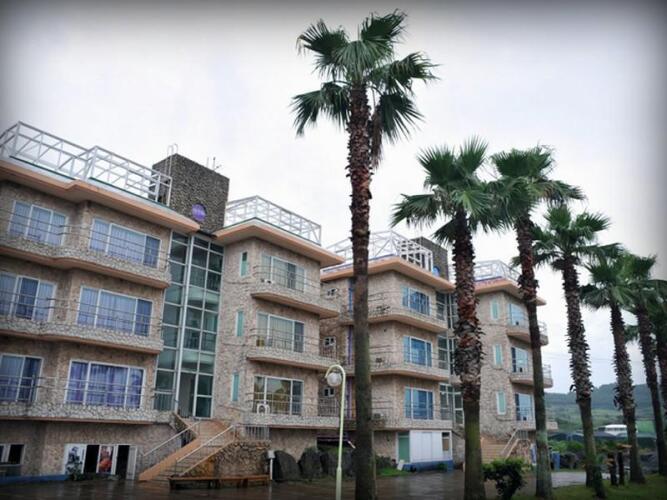 Healing Resort - Jeju-si