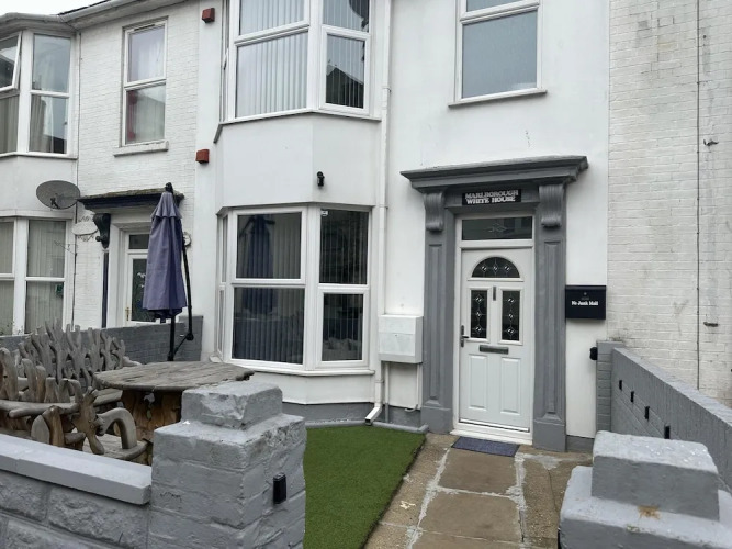 Impeccable 3-bed House In Great Yarmouth - Great Yarmouth