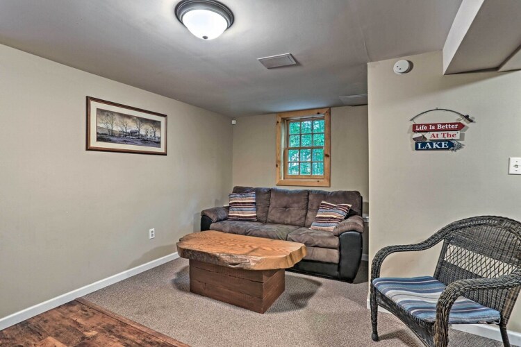 Pocono Lake House Near Skiing & Kalahari Resort! - Arrowhead Lake, PA