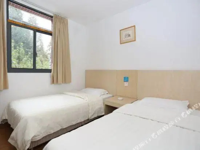 Liangfeng Hostel - Shanghai