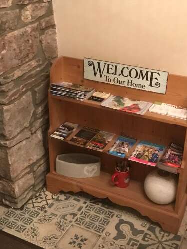 Deri-down Guest House - Abergavenny