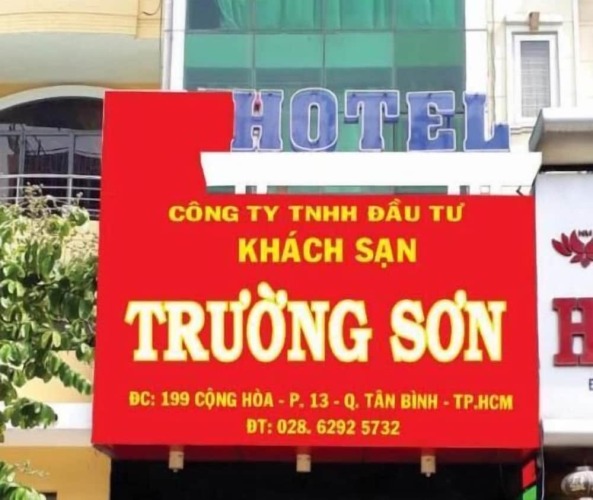 Tan Truong Son Hotel - Đồng Hới