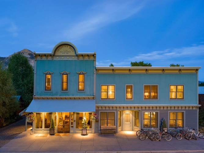 Eleven Scarp Ridge Lodge - 