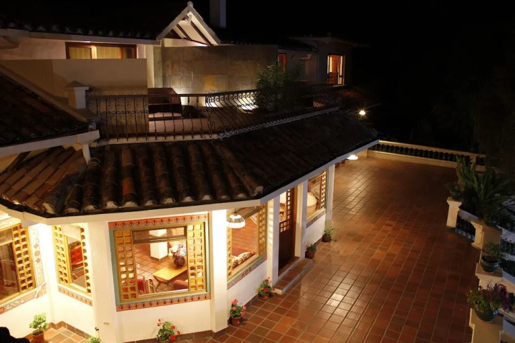 Uzhupud Garden Hotel & Lodge - Cañar